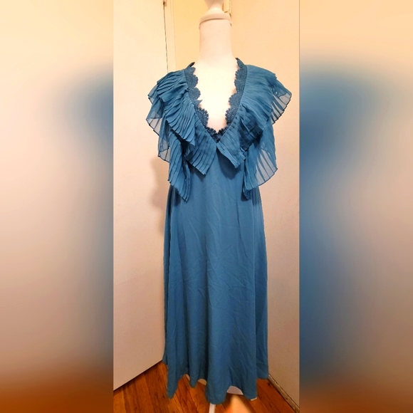 ASOS | Dresses | Brand New Midi Small Size Dress | Poshmark